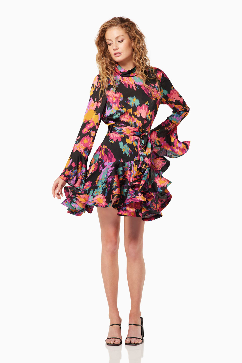 Elliatt Pink Floral and Black Mini Chaplin Set